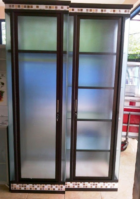 10 Contoh Lemari Kaca Aluminium Paling Minimalis - Desain Rumah