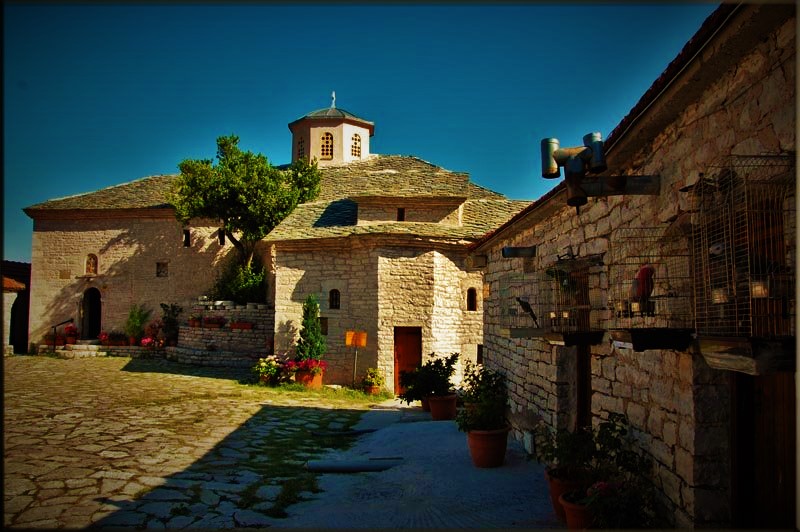 KARDITSAS.BLOG: ΙΕΡΑ ΜΟΝΗ ΠΑΝΑΓΙΑΣ ΣΠΗΛΙΑΣ ΑΓΡΑΦΩΝ ~ ΚΑΡΔΙΤΣΑ ♥