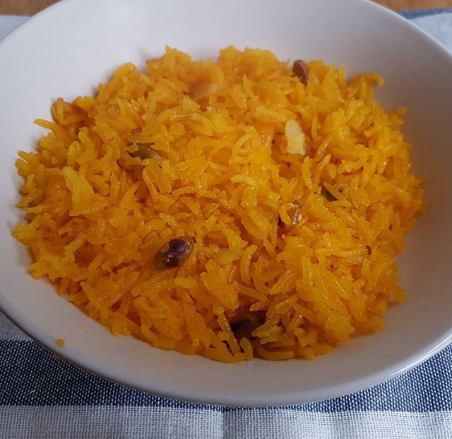 This Muslim Girl Bakes: Zardah / Sweet Yellow Rice.