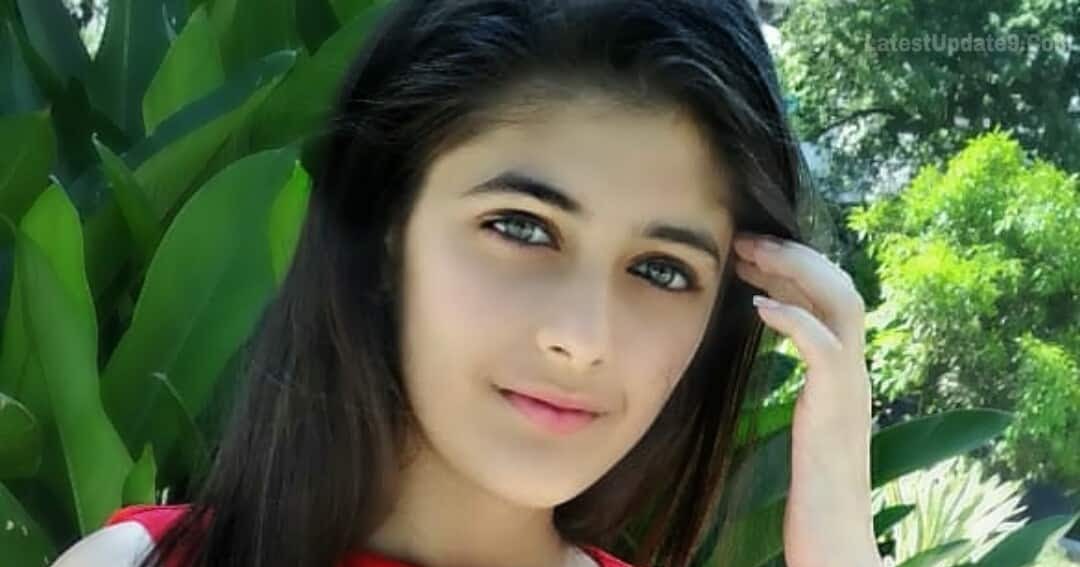 Urvi Singh Biography, Wiki, Age, Family, Profile, Movies, Photos ...