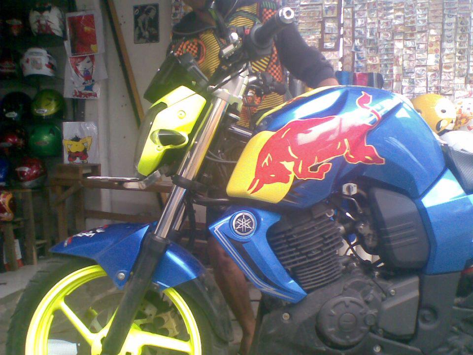 Angon KeBo: byson RedBull-3 (biru)