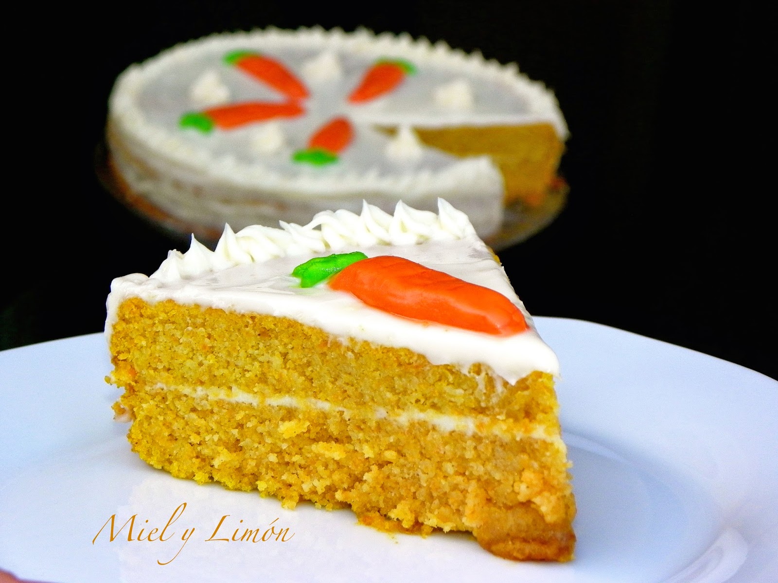 Miel y Limón Recetas: TARTA DE ZANAHORIA - CARROT CAKE (cobertura ...