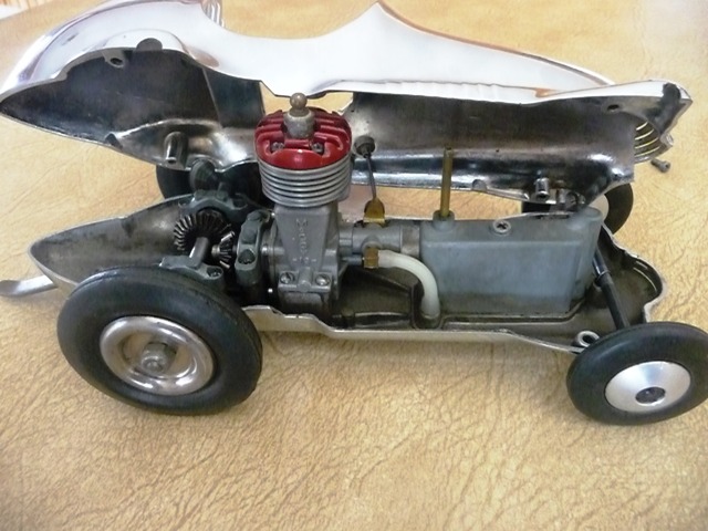 Full Circle Flyers: Tether Cars