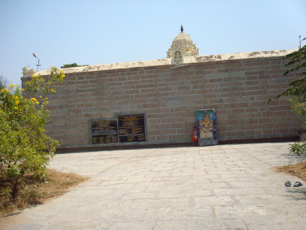 Tamilnadu Tourism: Jalanatheeswarar Temple, Thakkolam – The Temple