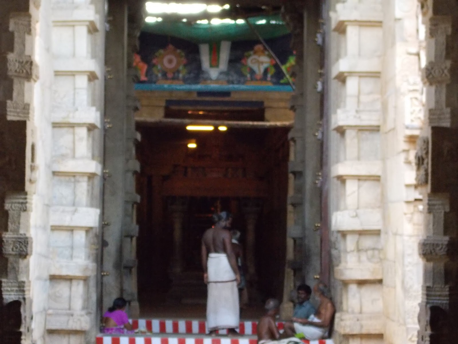 Navathirupathi Tourist Guide: Thirukurungudi Perumal Temple