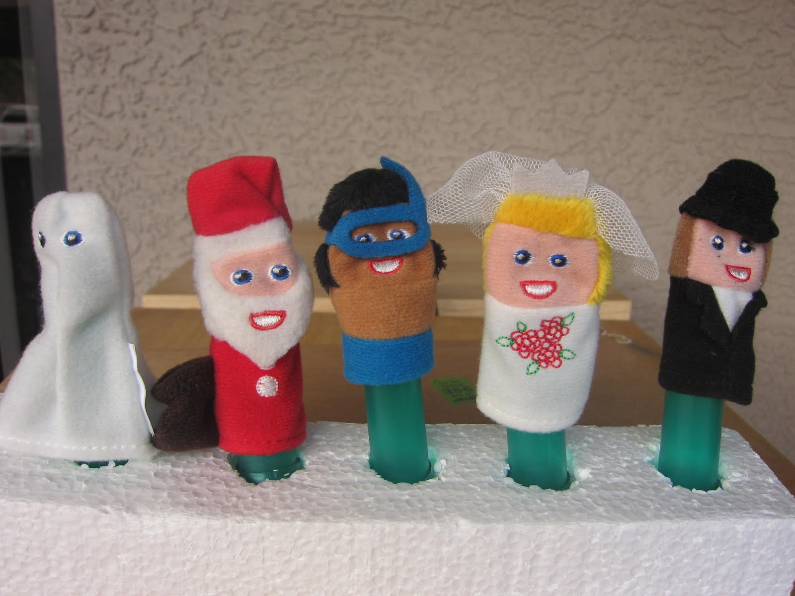 A Peek Into The Thevar Household: Finger Puppet Holder