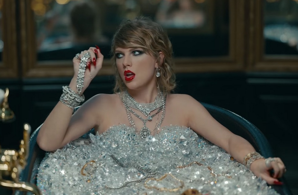 Kiss From A Rose Taylor Swift Look What You Made Me Do
