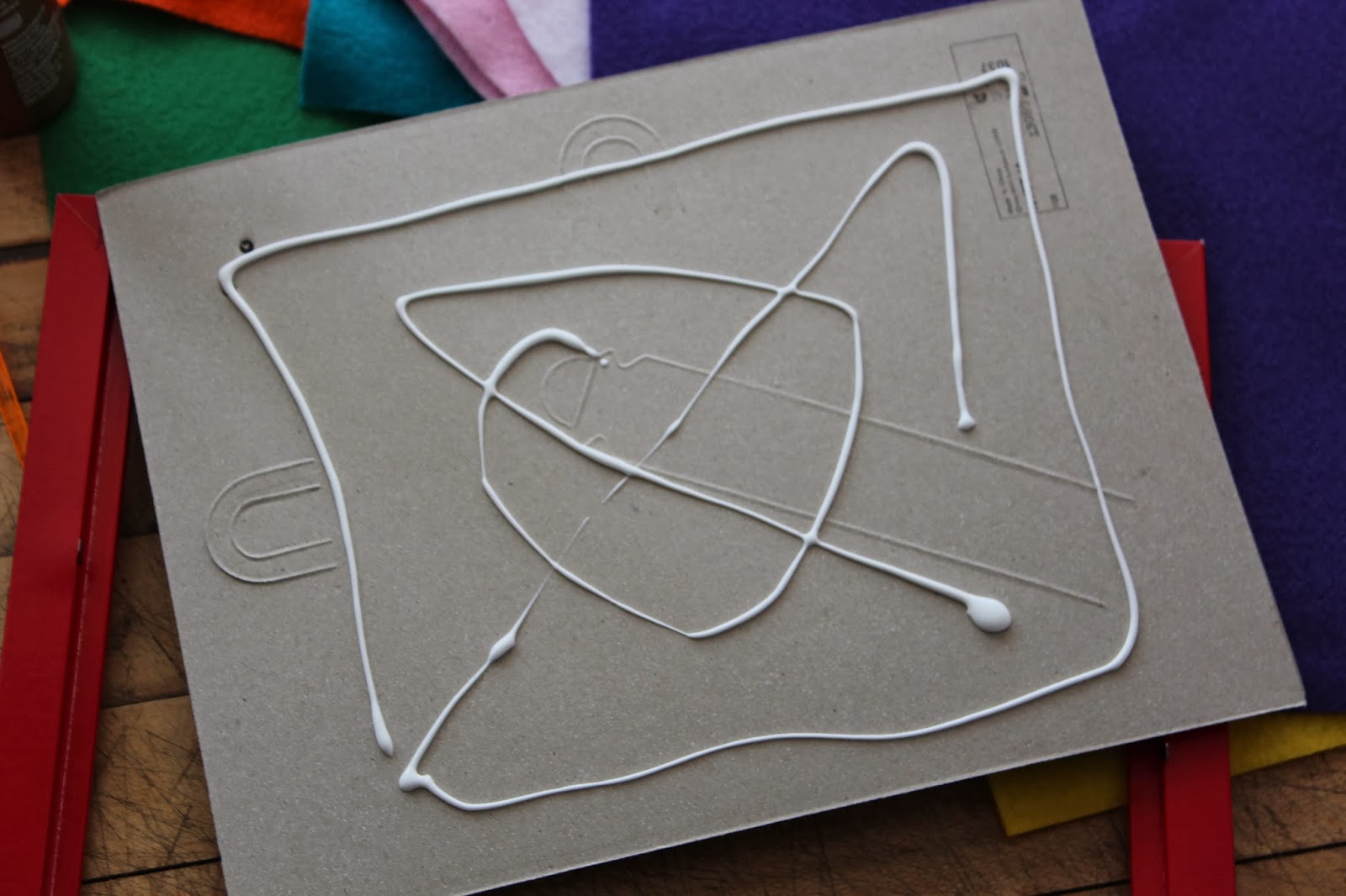 The Blue Barn: Fuzzy Felt Board