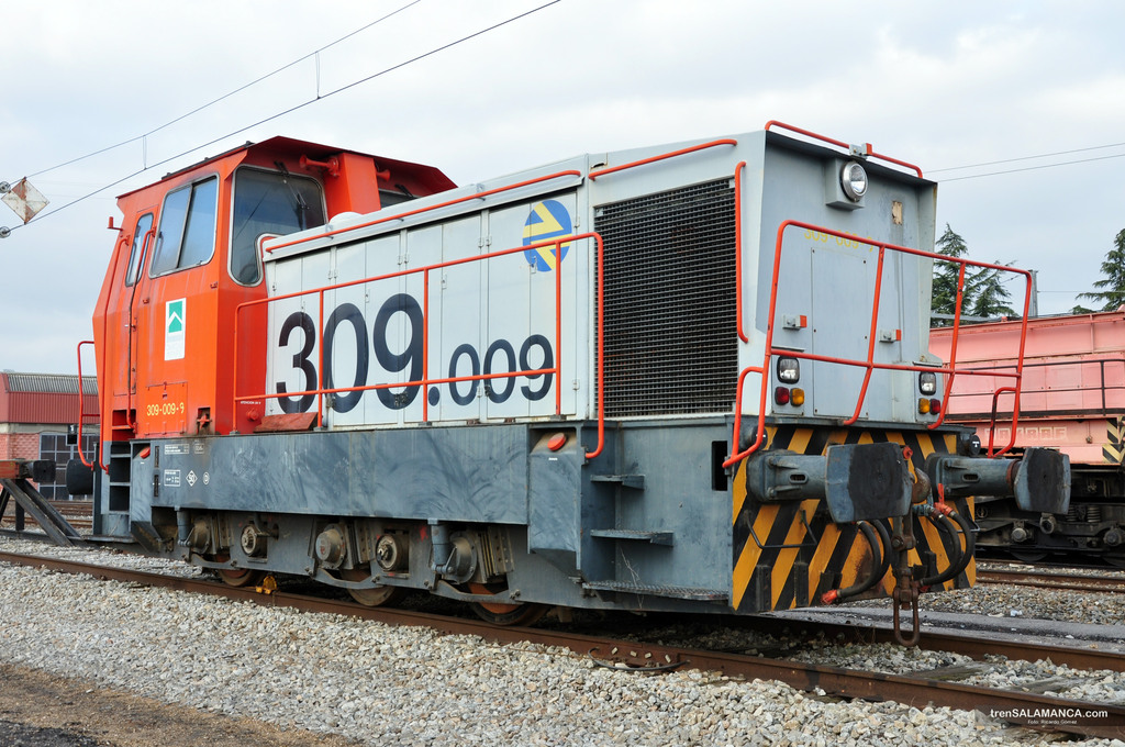 Trenes y tiempos: La serie 309: Una "nueva" generación de tractores de ...