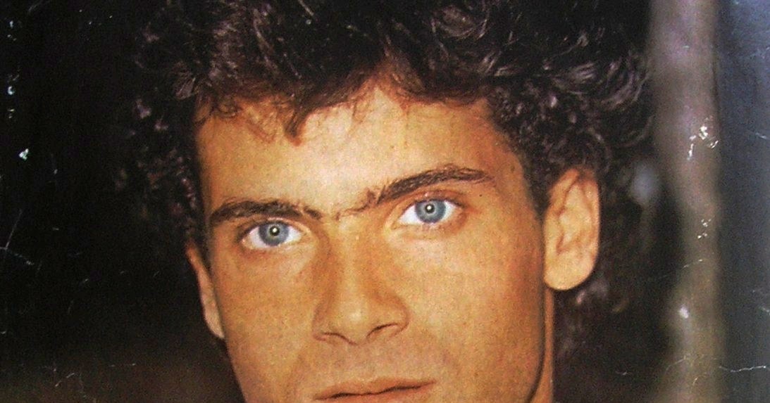 LAURO CORONA (1957-1989)