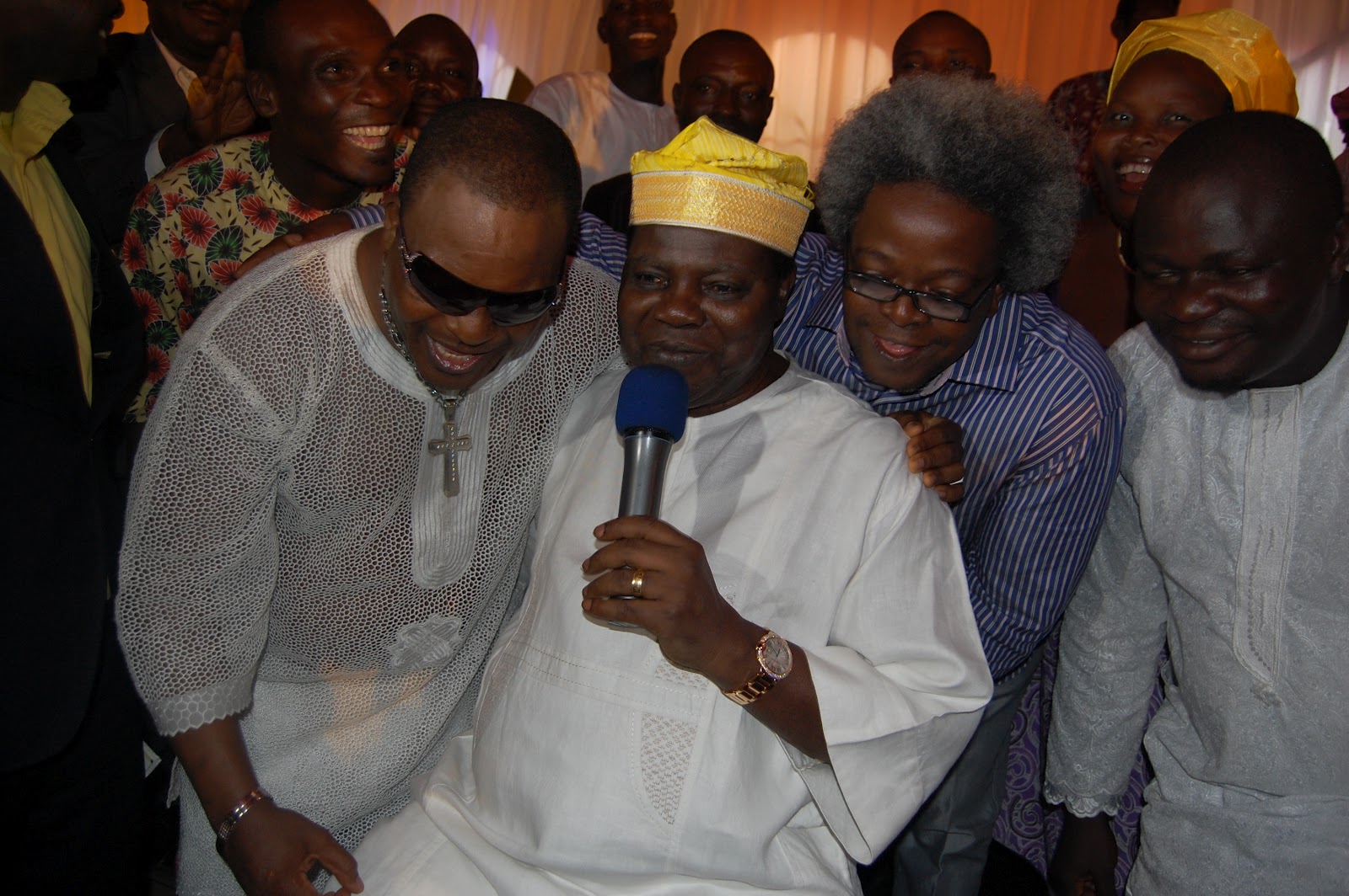 Ebenezer Obey Turns Lecturer, He's Now A Professor Of Music At OOU ...