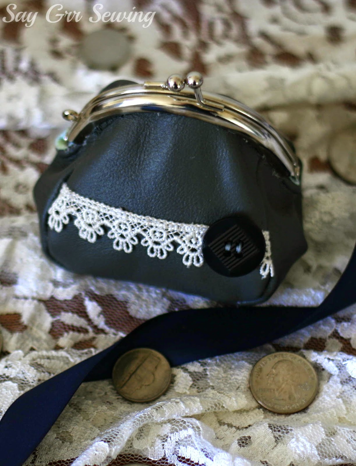 Say Grr Sewing: Leather And Lace Coin Purse