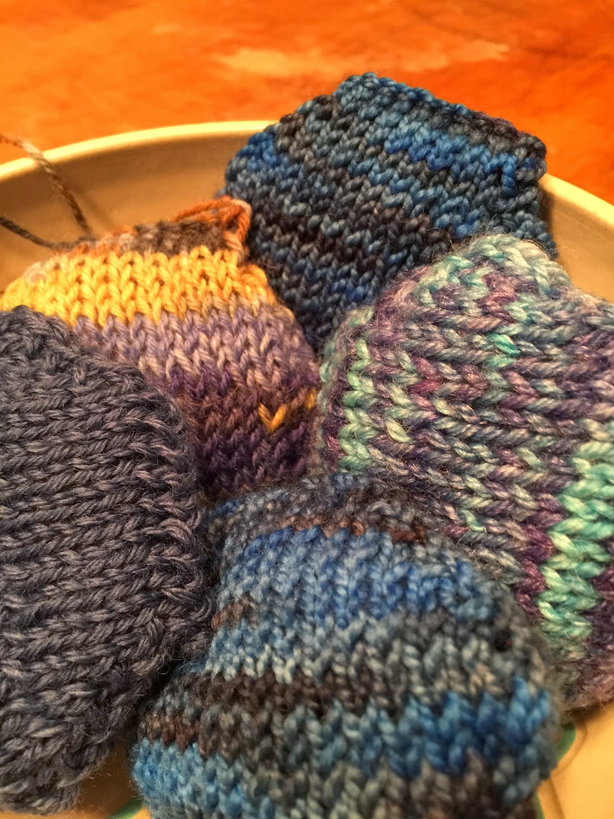 Lazy daisy knits . . . lazy knitting for the masses: April 2015