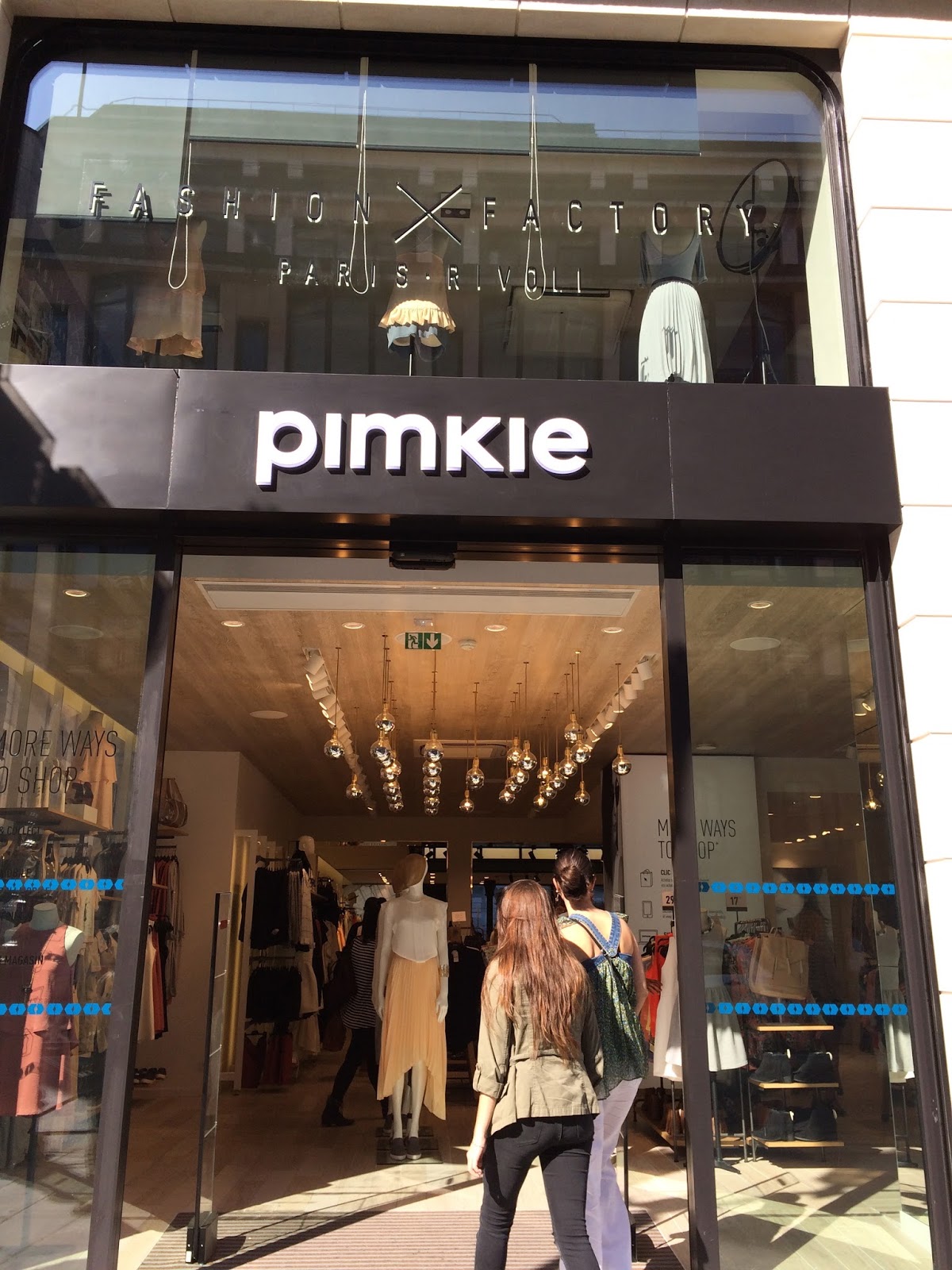 MesVitrinesNYC: Pimkie Nouveau concept magasin