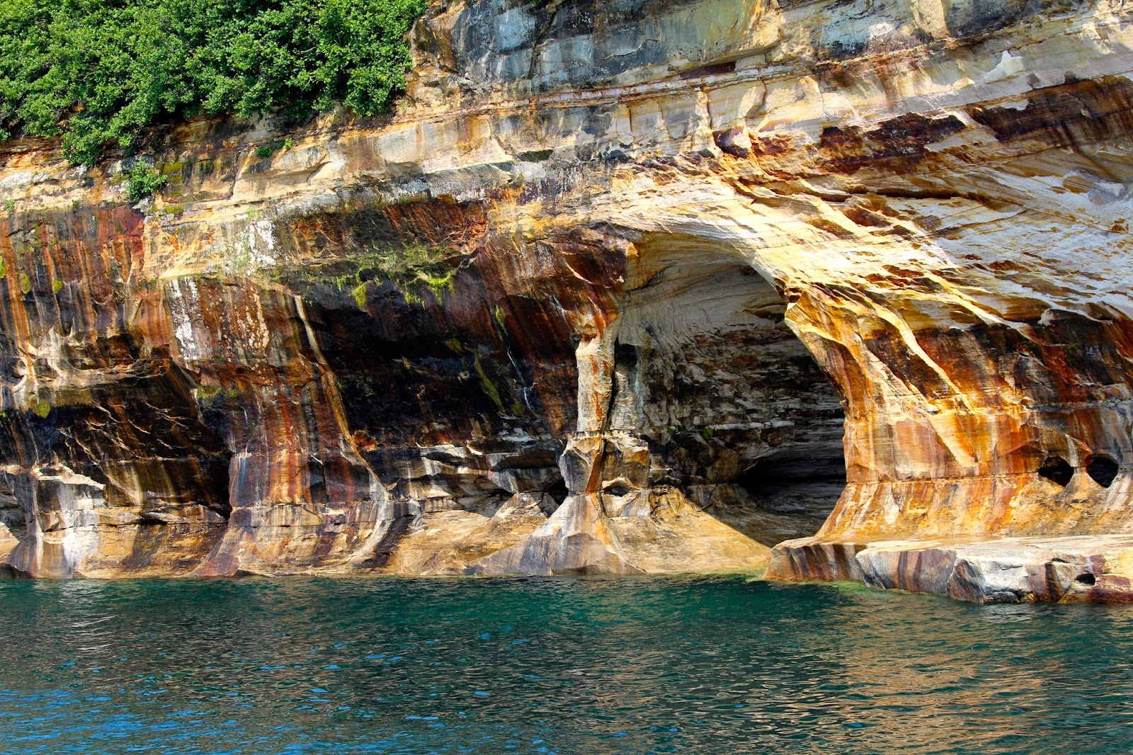 Think Outside! : Lake Superior Pictured Rocks