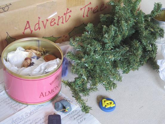 Miss Abigail's Hope Chest: December 2011