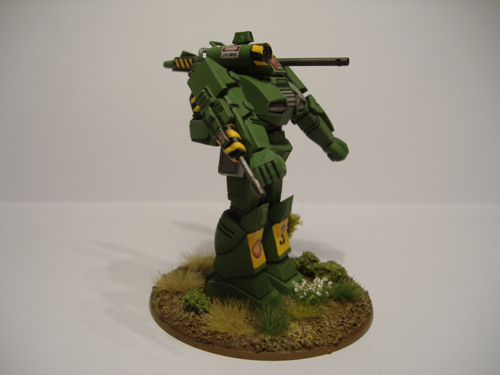 Shadow Hawk Mech