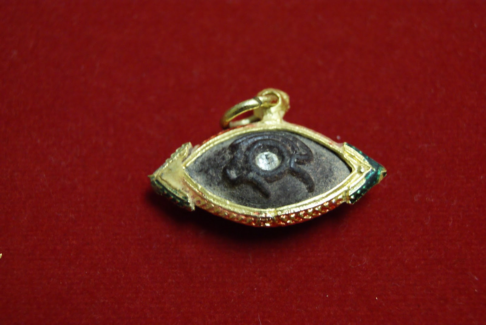 Welcome To Thai's Collections: Luang Phor Pinak