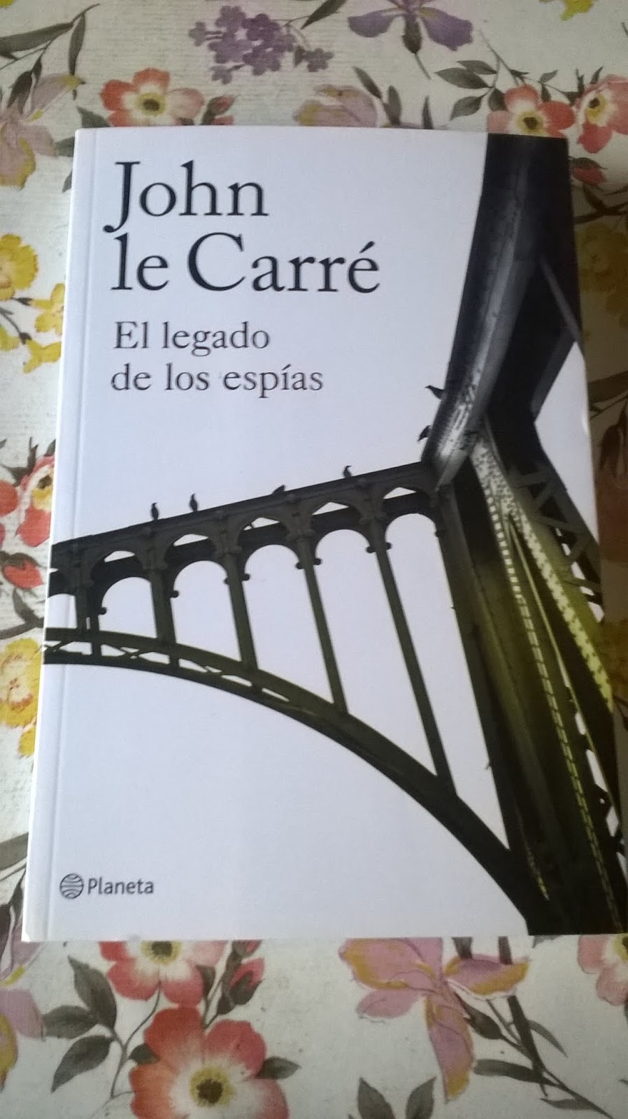 Sol de Echesortu: Reseña: El legado de los espías (John le Carré)