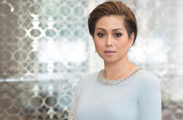 Gambar Putera & Puteri Azrinaz Mazhar Hakim, Bekas Isteri Sultan Brunei ...