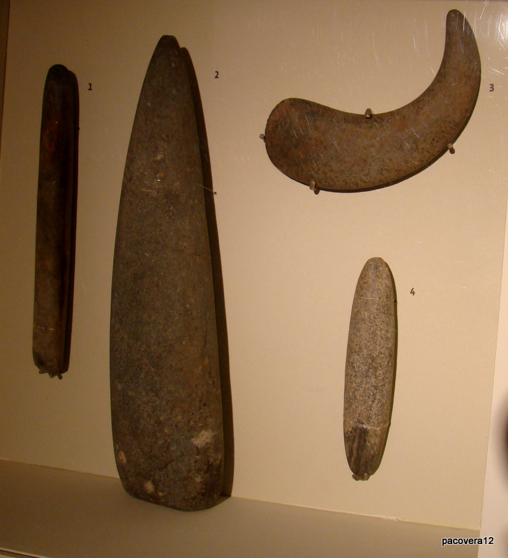 CAMINETE DE LUNA: CULTURA TAÌNA