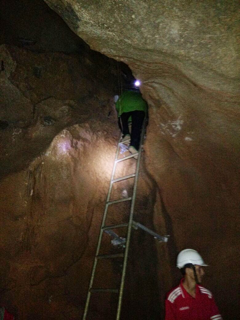 KTH Homestay & Chalet, Mata Ayer, Perlis: Exploring Gua Kelam - Caving ...