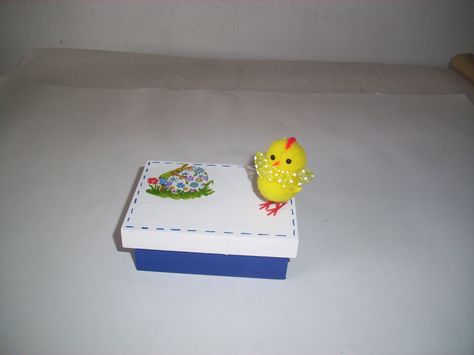 .: Caixa para amêndoas para a Pascoa- Ref:136