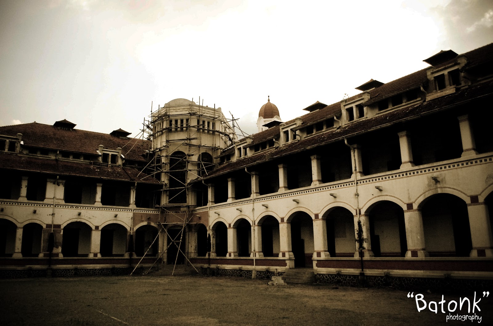 Lawang Seribu: Misteri Lawang Sewu