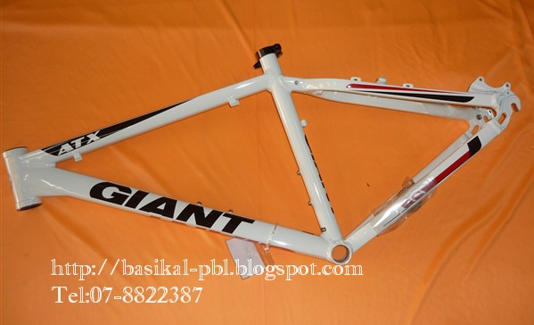 _: Giant ATX Frame (2011)