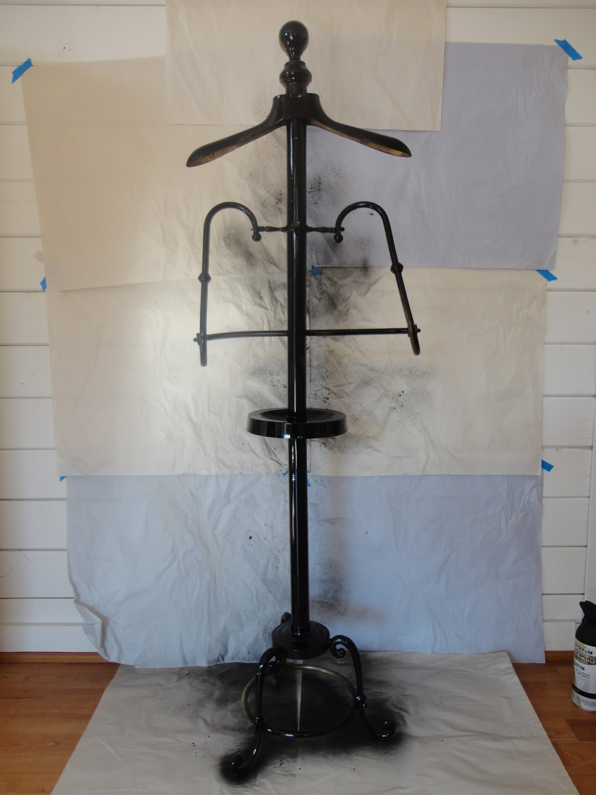 my STYLE LATTE: DIY- Vintage brass valet stand