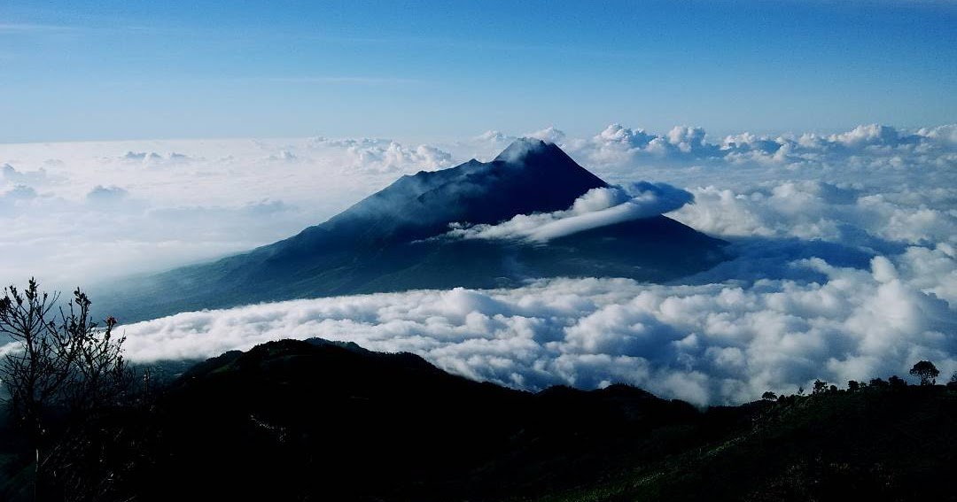 Info & Tips Lengkap Pendakian Gunung Merbabu (Semua Jalur) - Daftar ...