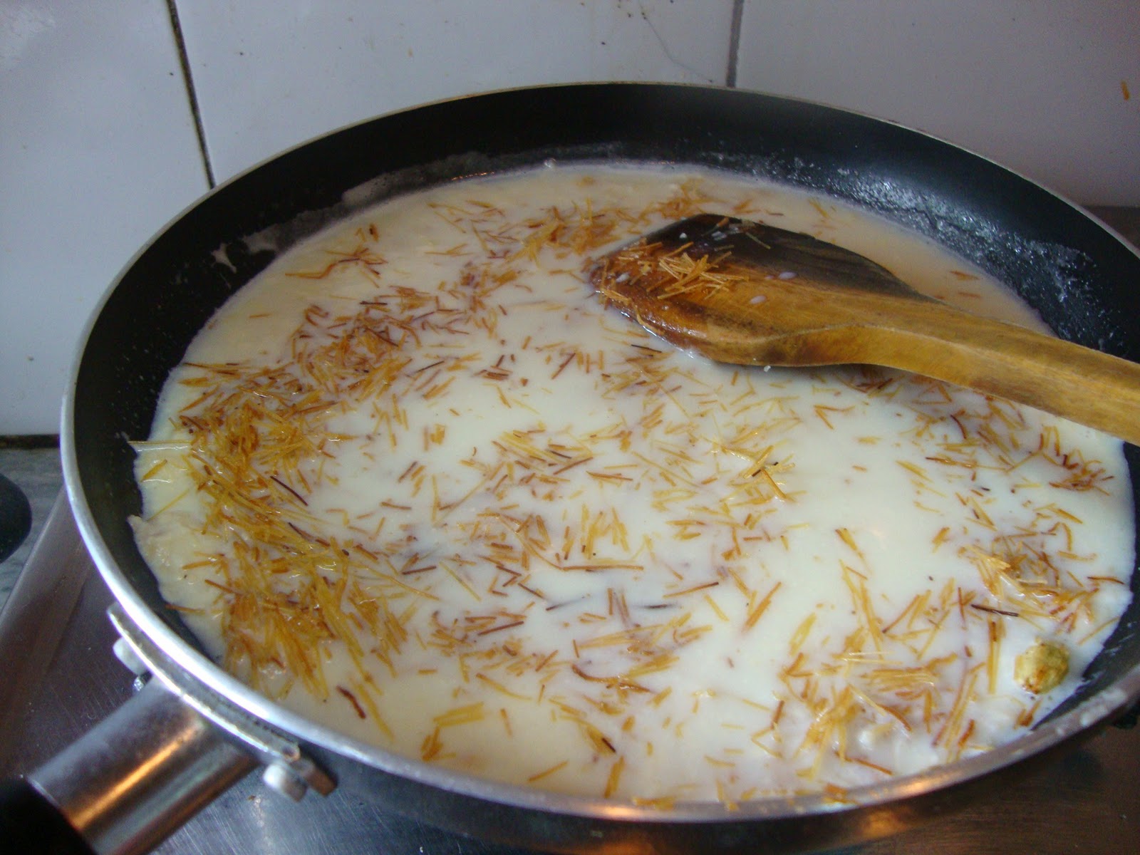 Cooking Delights: Qewami Sewain