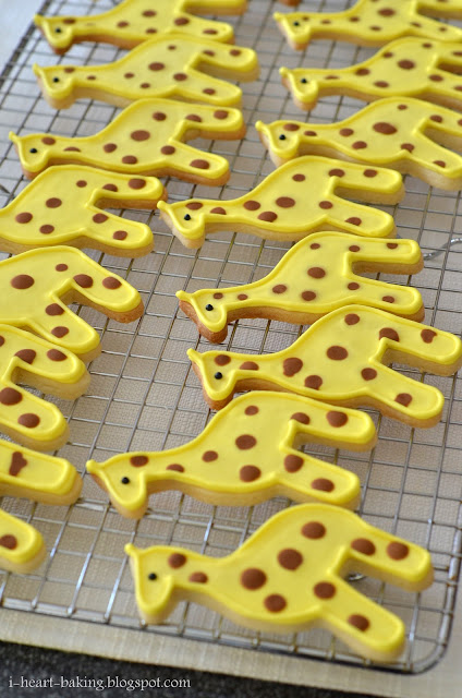 i heart baking!: circus carnival animal cookies - giraffes, lions, and ...