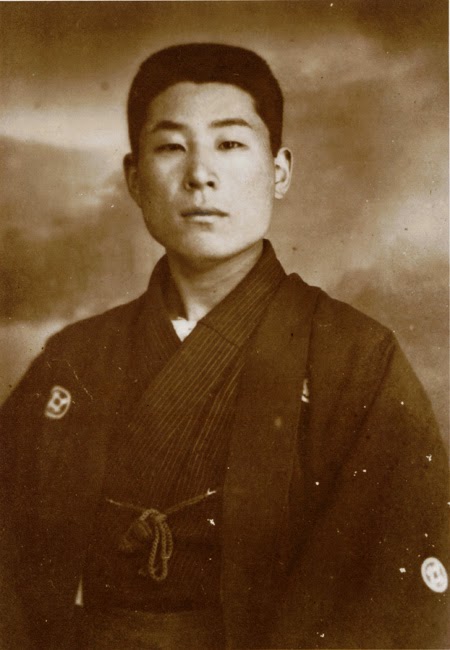 The Japanese Monarchist: Sugihara Chiune 杉原 千畝