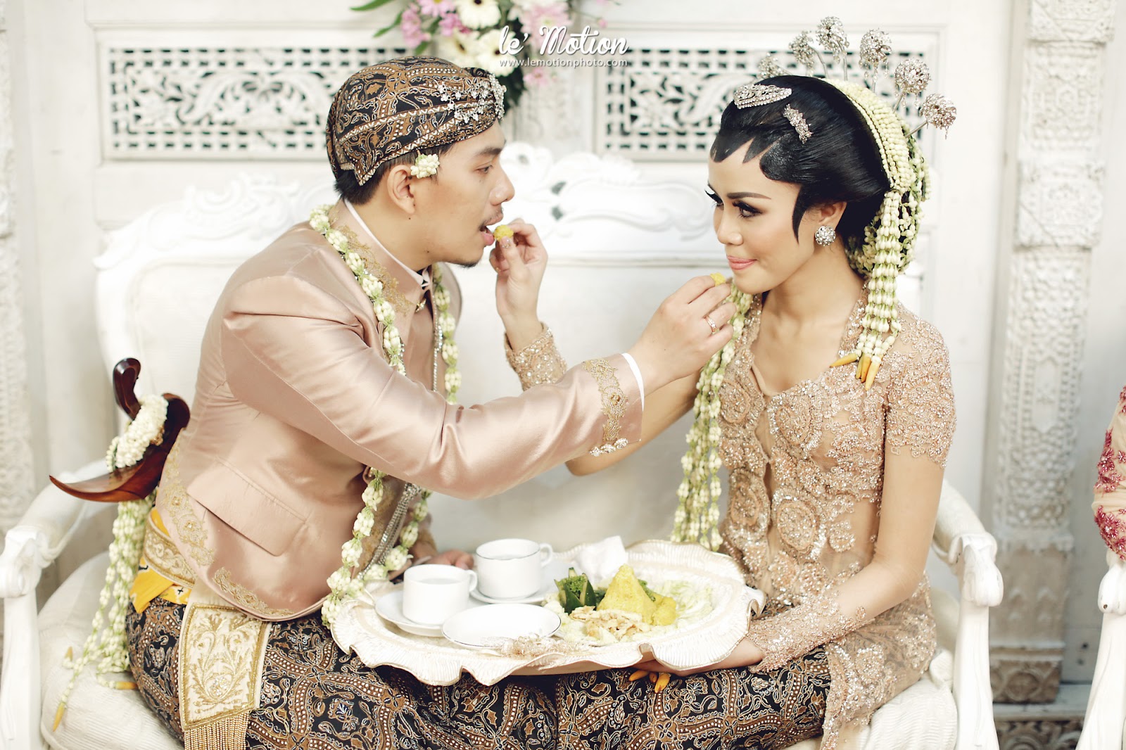 Le Motion Photo: Stephanie & Gilang Wedding (Pernikahan adat Jawa)