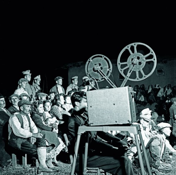 LA TECNOLOGÍA Y SUS AVANCES: HISTORIA DEL CINE