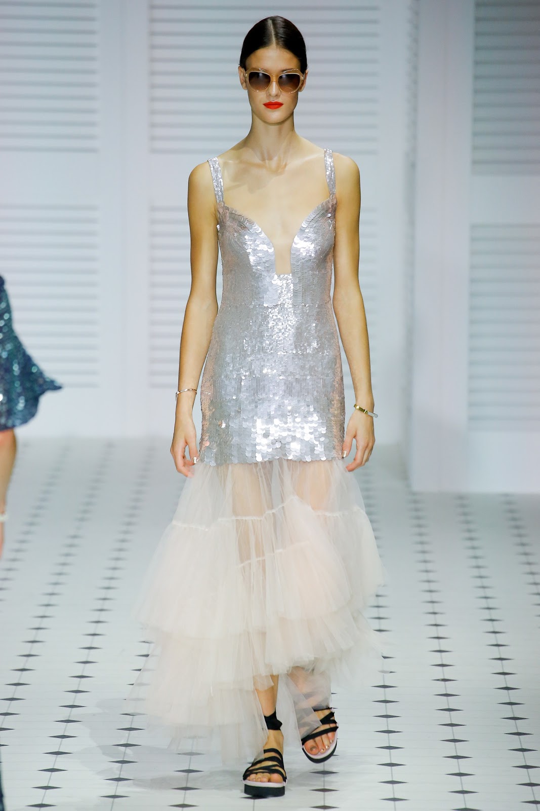 Runway: Temperley London Spring 2018 Ready-to-Wear Collection | Cool ... Runway: Temperley London Spring 2018 Ready-to-Wear Collection | Cool ...