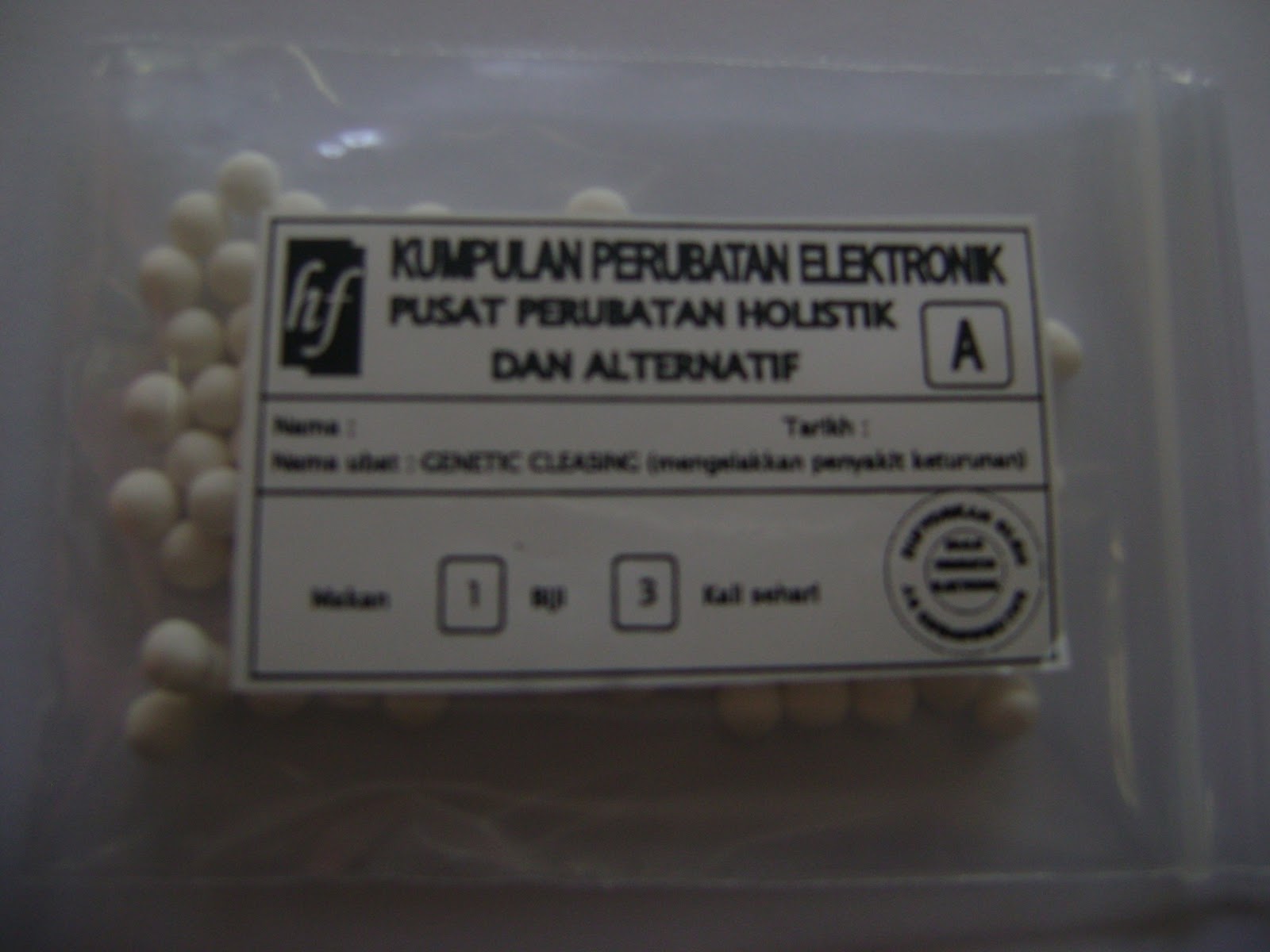 PUSAT PERUBATAN HOLISTIK DAN ALTERNATIF: CIRI PENGIDAP HIV