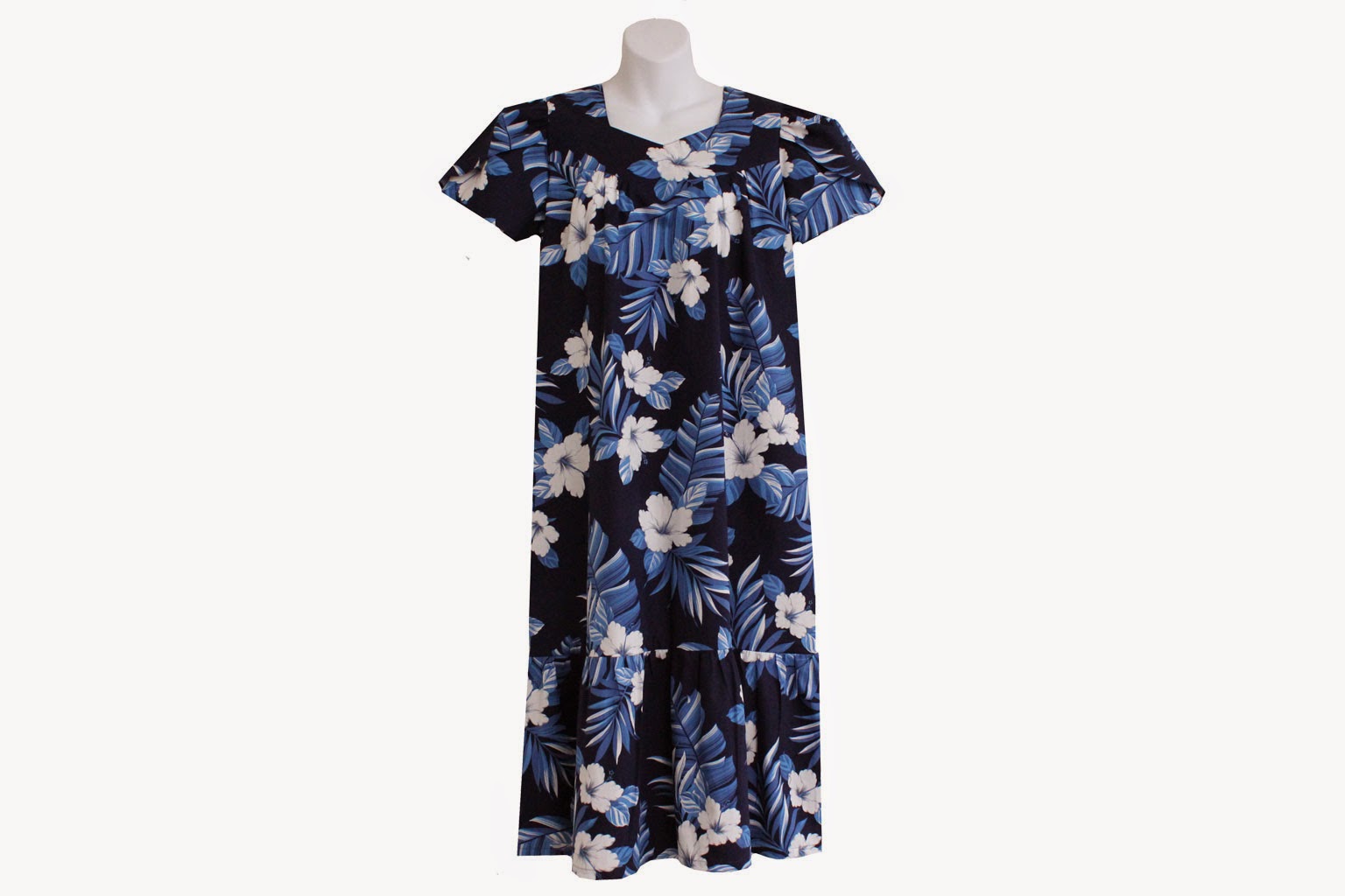 Da Kine Hawaiian Aloha: The Muumuu