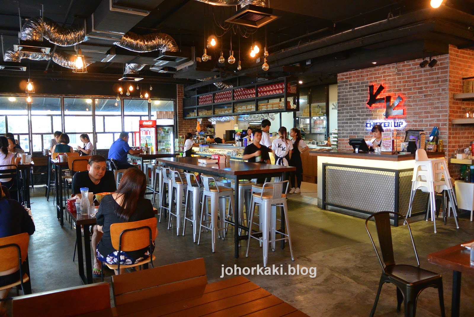 Chicken Up Johor Bahru Holiday Villa JB JK1558 |Tony Johor Kaki Travels ...