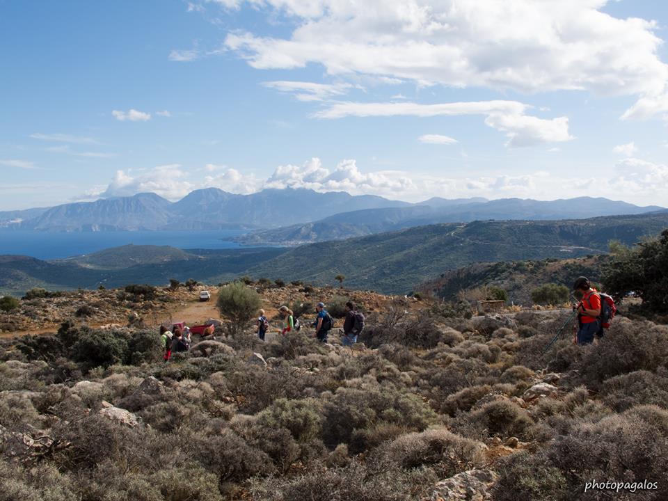 EXPLORE MOUNTAINS: ΣΤΟ ΚΑΛΝΤΕΡΙΜΙ : ΟΡΟΠΕΔΙΟ ΚΑΘΑΡΟΥ-ΚΡΙΤΣΑ