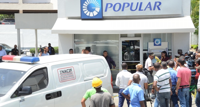 Video- Asalto Banco Popular donde matan al guardián, Policía apreso a ...
