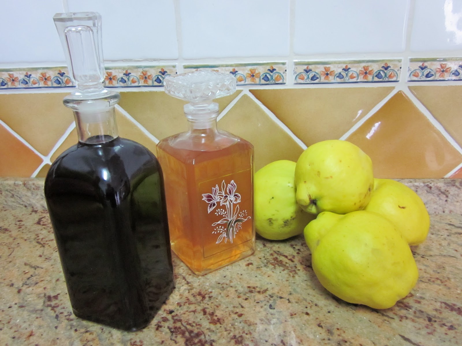 La cocina de Tedi: Licor de membrillo| Cocina fácil y económica ...