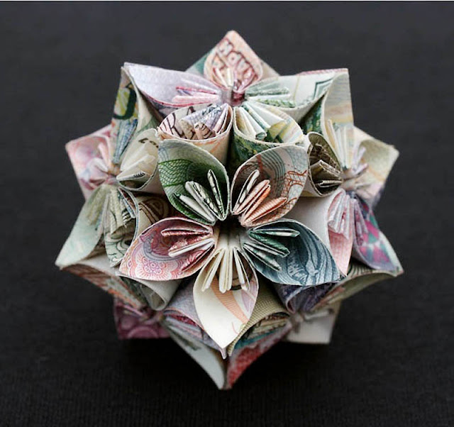 A Creative Art of Money in Amazing Geometric Shapes...