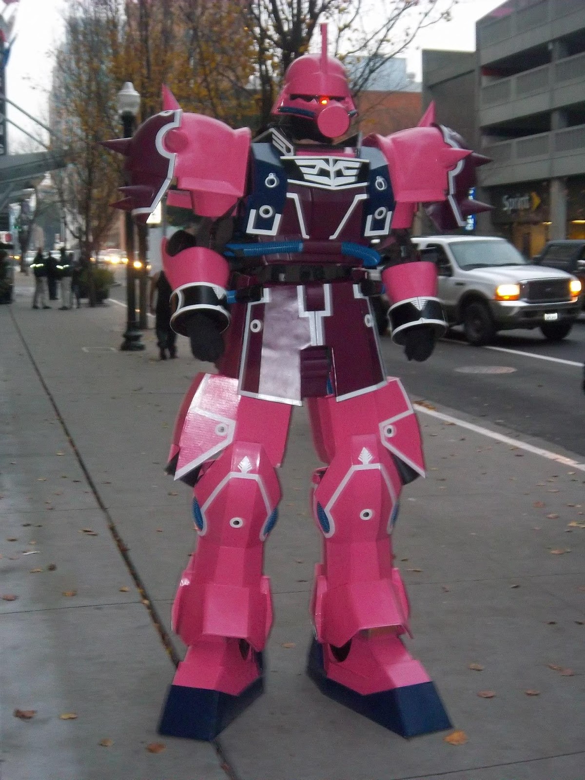 Gundam Meisters: Gundam Cosplay: Geara Zulu (Angelo Sauper Custom)