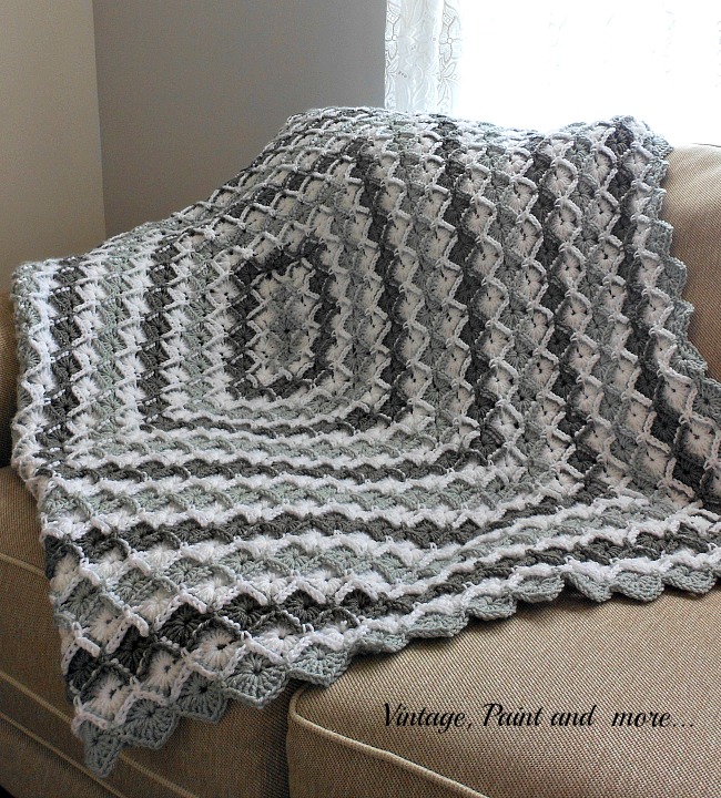 Grey Diamond Afghan Pattern | Vintage, Paint and more...