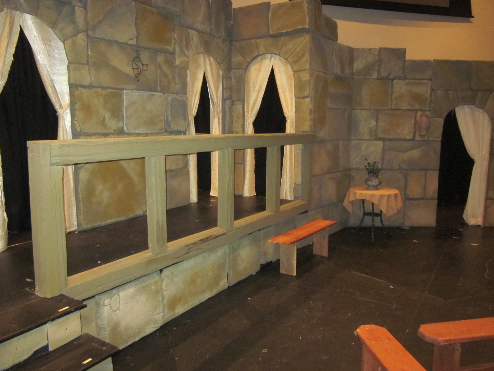 HendersonWorks: Set Design and Stage Construction