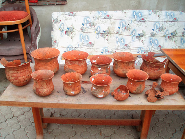 bensozia: Smashing Pots