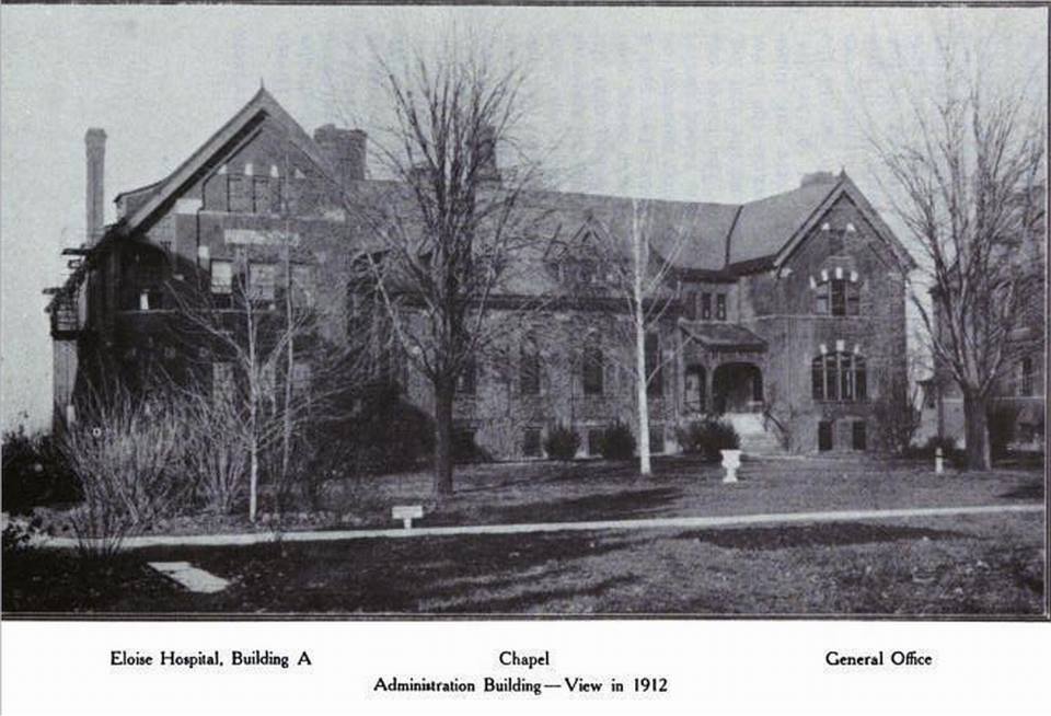 RETRO KIMMER'S BLOG: KIMMER'S TOP 5 SPOOKY PLACES IN DETROIT AREA