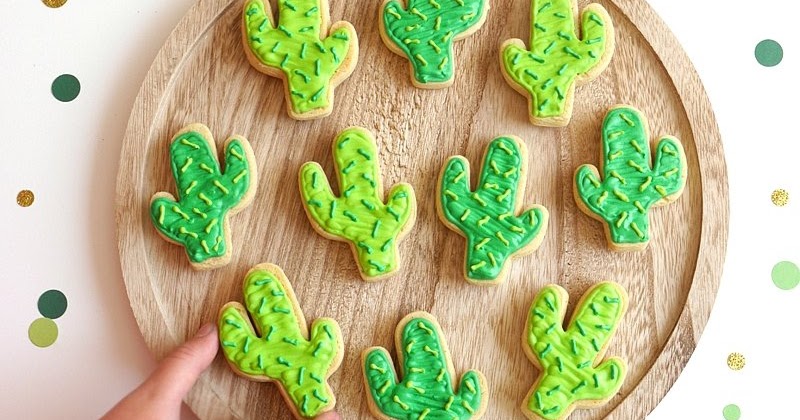 Cactus Sugar Cookies Easy Recipe - Party Ideas | Party Printables Blog